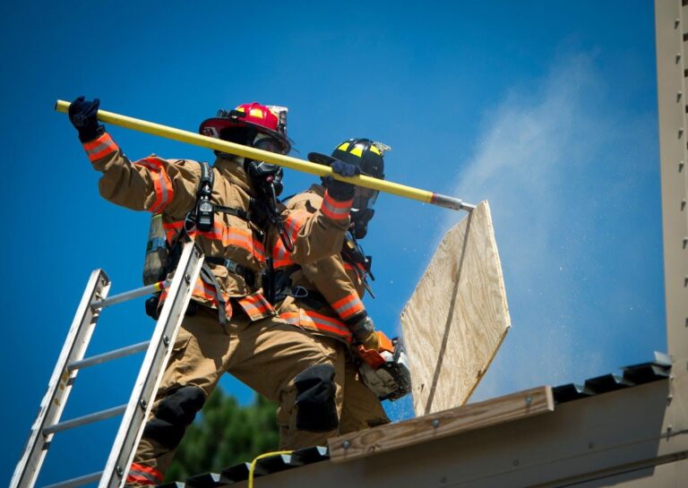 The Ultimate Guide to Buying Quality Ladders in Brisbane